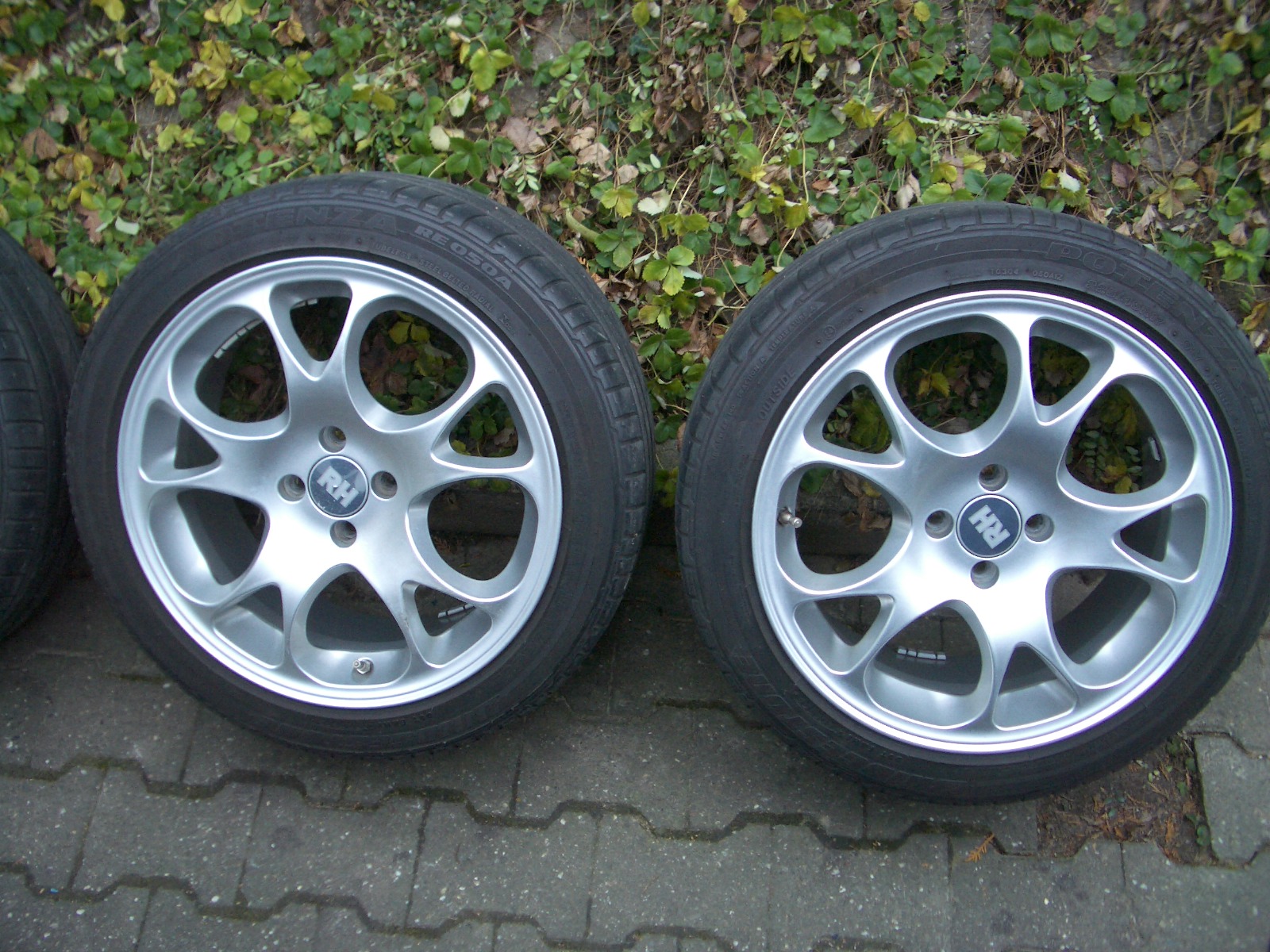 R&H Sommer Alufelgen 225 45 R17 : Biete Reifen & Felgen