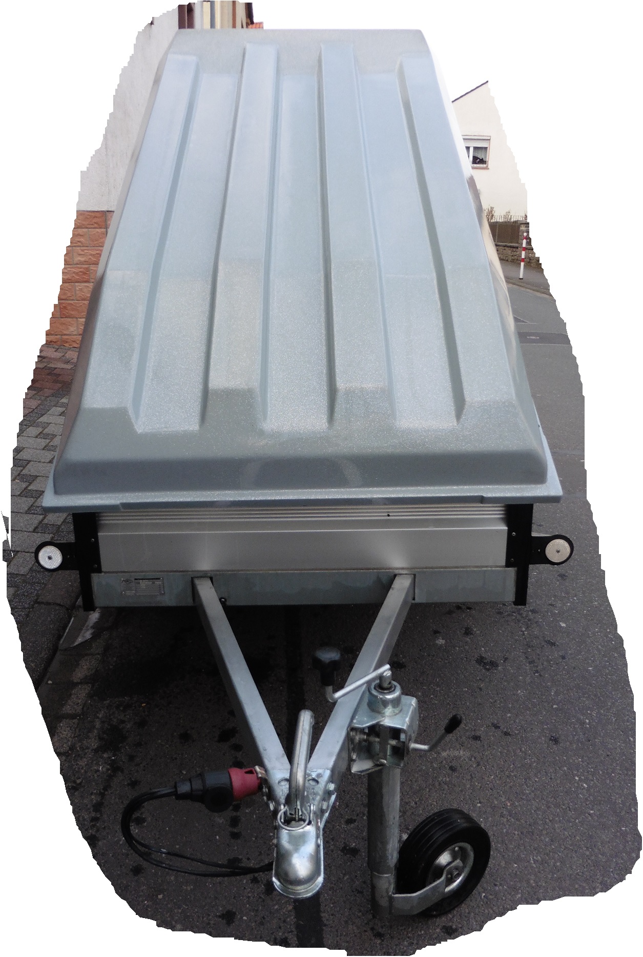 Anhänger mit GFK-Deckel 750kg : Biete Anhänger mit GFK-Deckel 750kg : Biete
